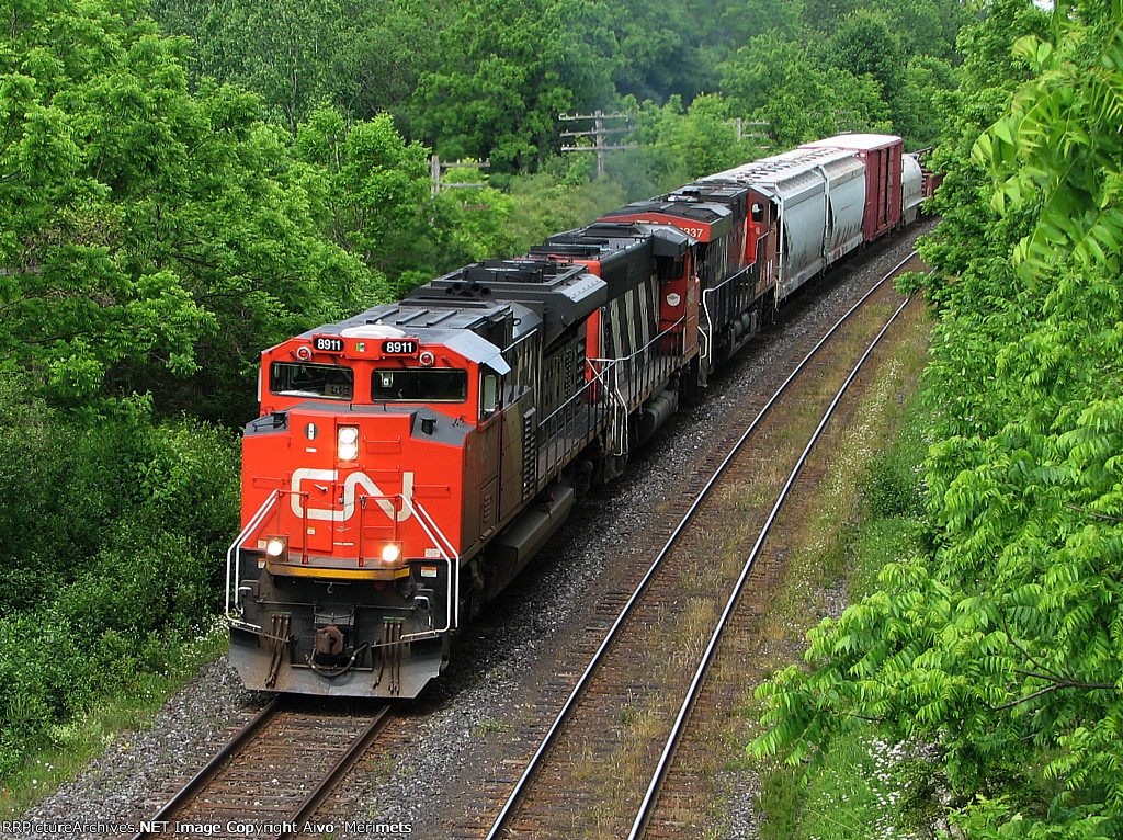 CN 8911 West at Mile 5.8 Strathroy Sub.